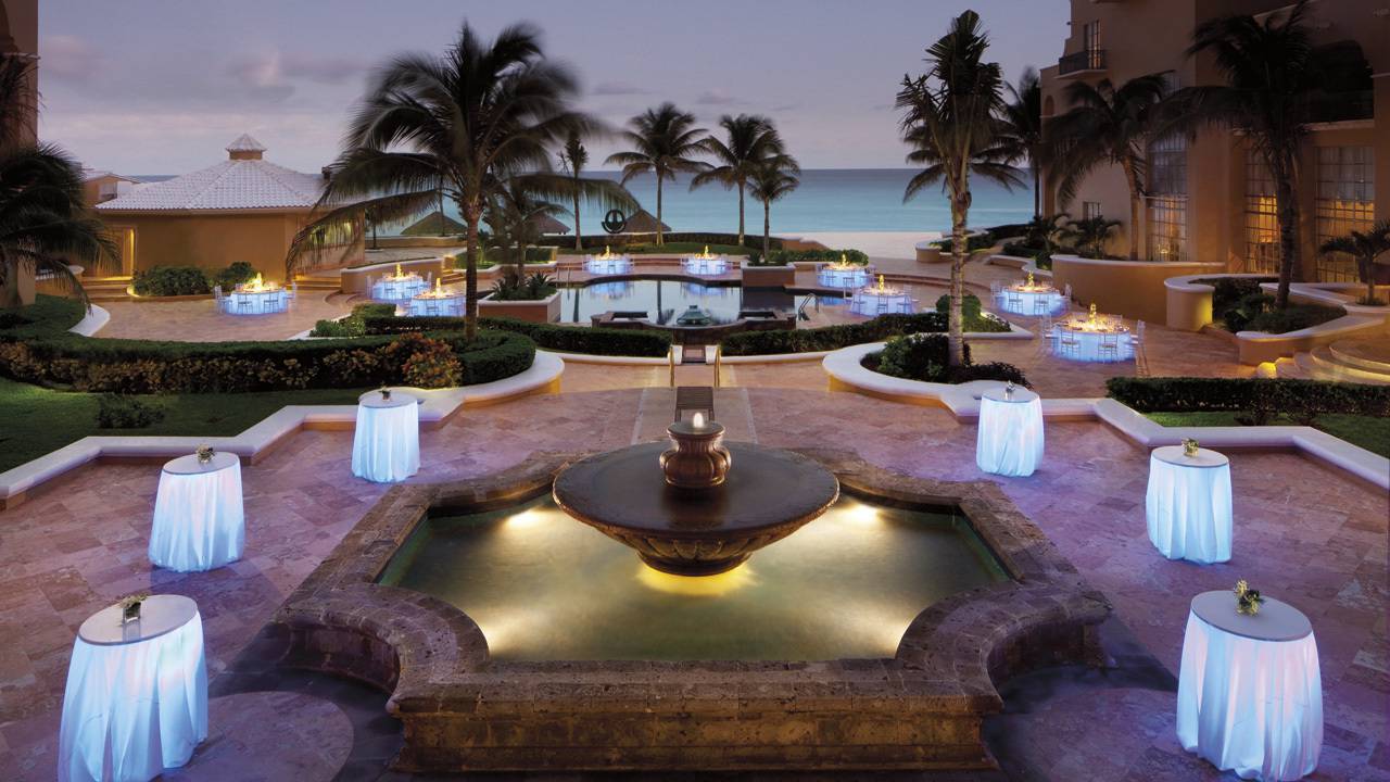 The Ritz Carlton Hotel Cancun - 5 star luxury hotels